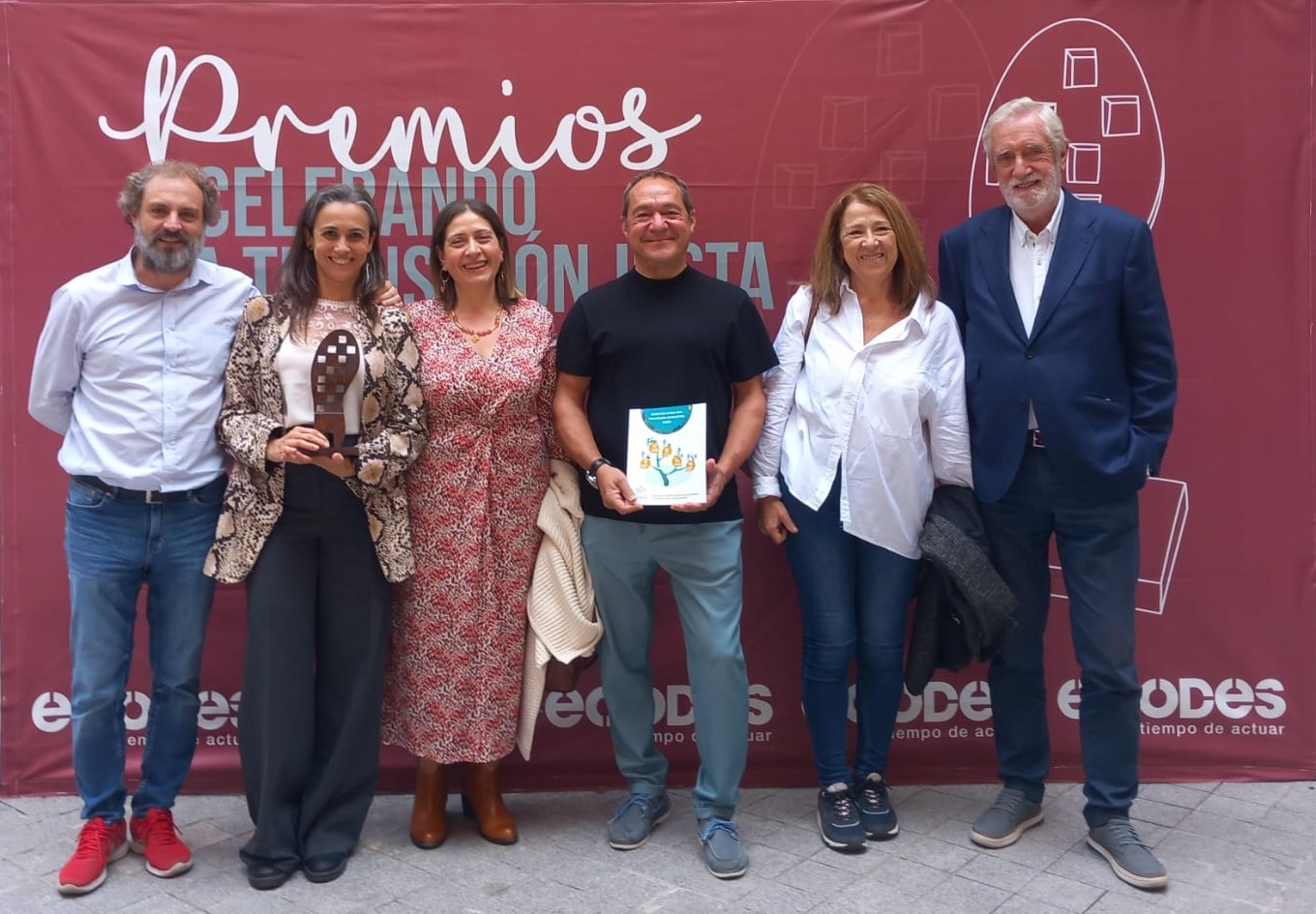 Elena Gil, recibe Premio “Acelerando la transición justa” reconociendo ...